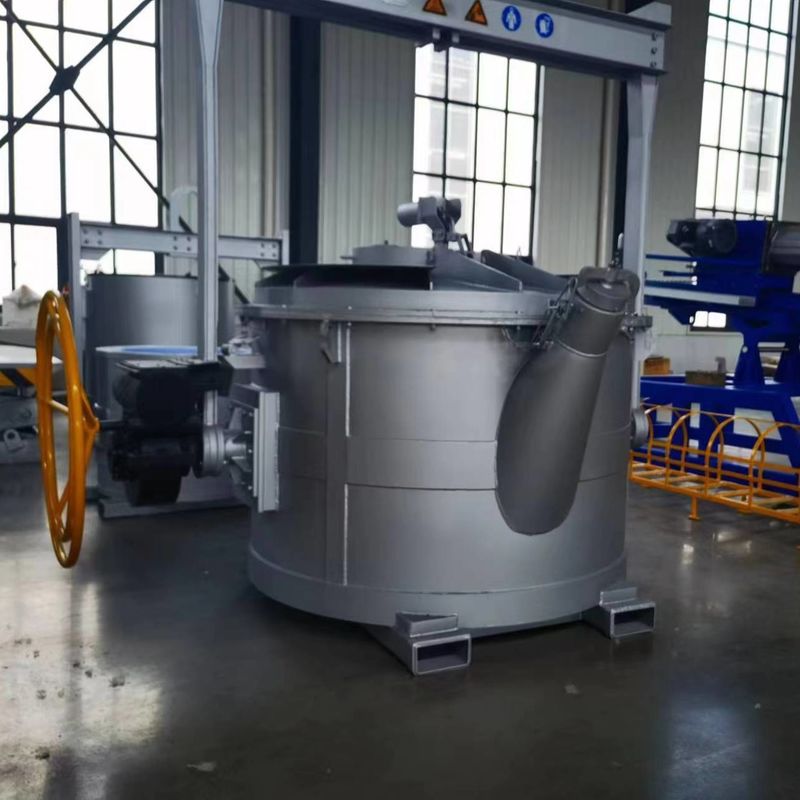 0.3-10 Tons Liquid Aluminum Pouring Ladle / Cast Aluminum Ladle ...